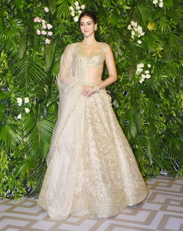 Ananya Panday Looks Like a DESI Disney Princess in a Pastel Lehenga ...