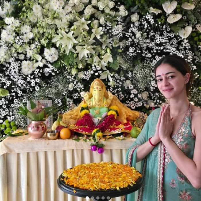 Kiara Advani to Pooja Hegde, Celebs Who Celebrated Ganesh Chaturthi in ...