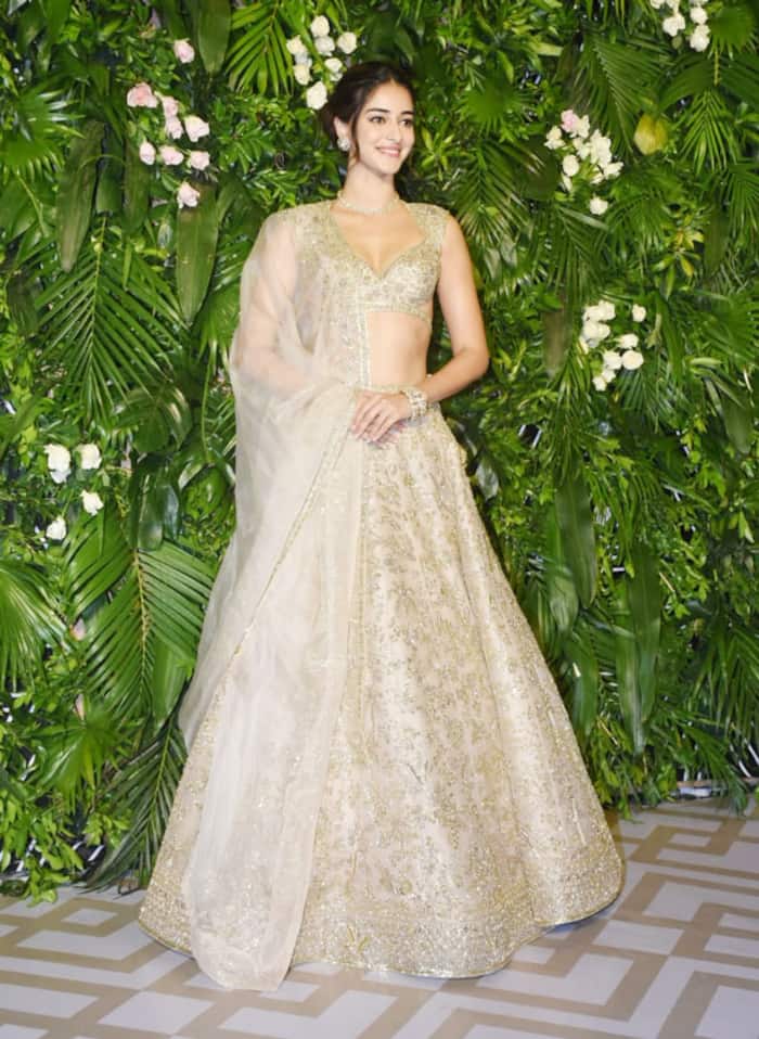Ananya Panday Looks Like a DESI Disney Princess in a Pastel Lehenga ...