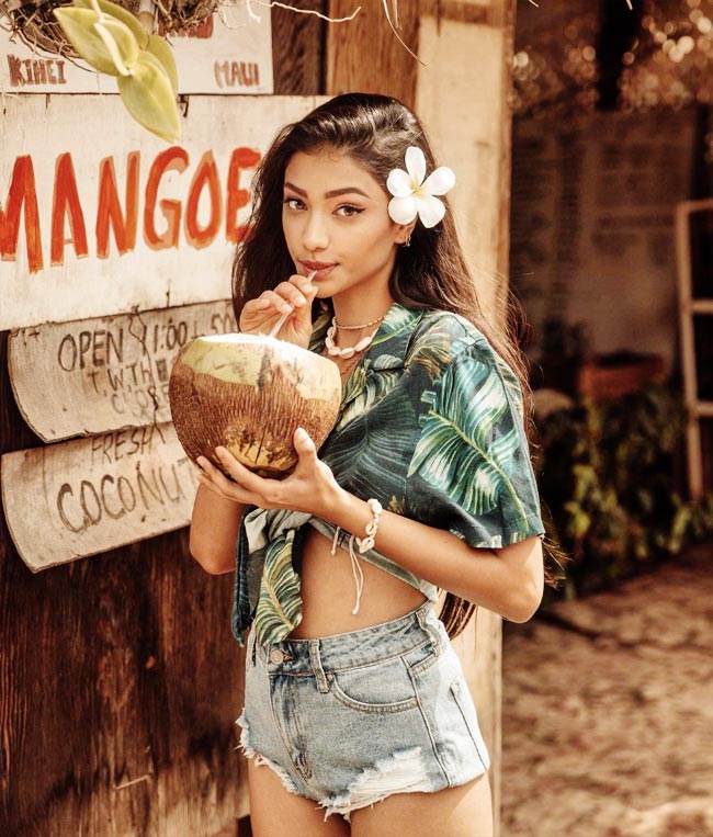 Alanna Panday's Hot Pictures