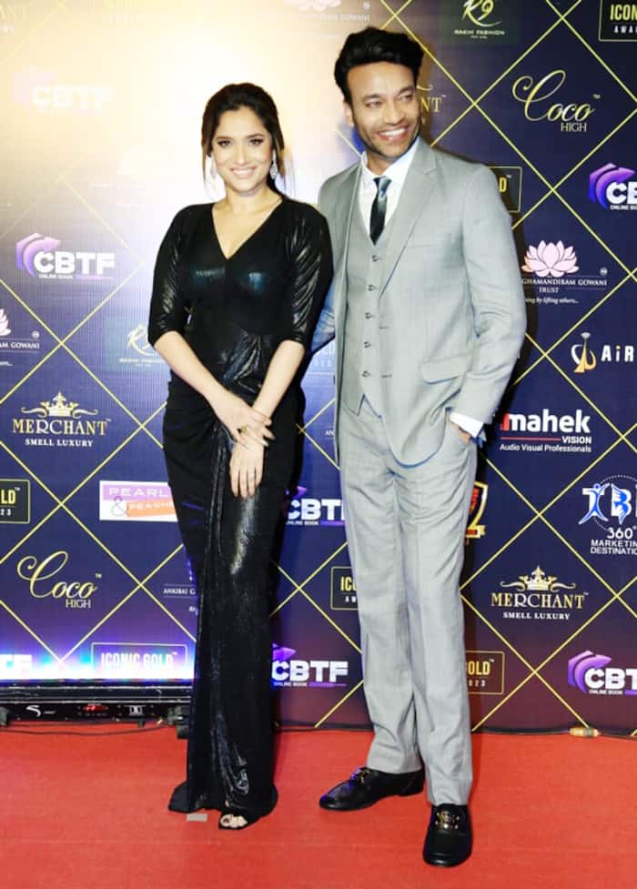 Ankita Lokhande's v neck body hugging gown looks pretty on her