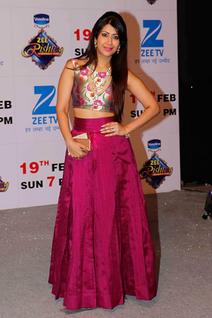Zee Rishtey Awards 2017: Sriti Jha, Asha Negi, Krystle Dsouza and these ...