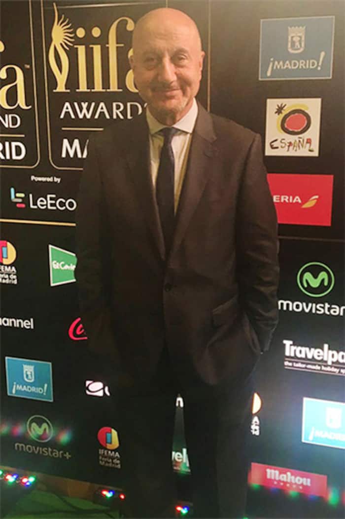 IIFA ROCKS 2016: Bollywood celebs amazed Madrid with their green carpet ...