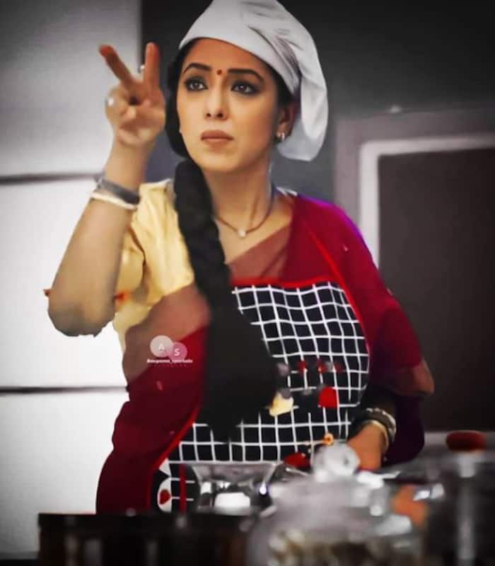 Anupama aka Rupali Ganguly flaunts her culinary skills