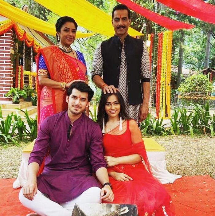 Anupama BTS Pictures: Samar-Nandini Finally Get Engaged, Anupama's ...