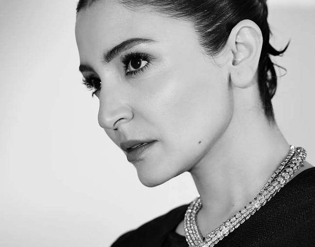 Anushka Sharma struck some amazing poses