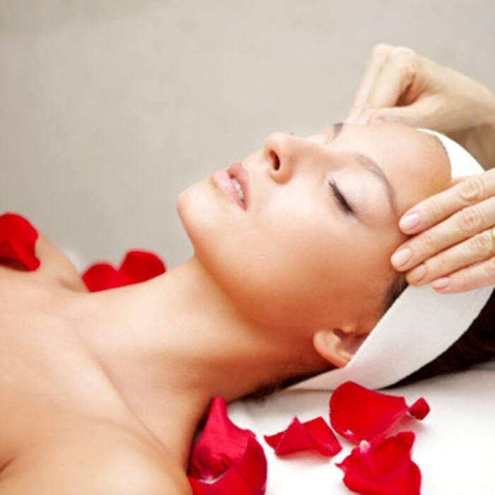 5 ways how alcohol helps in enhancing your beauty