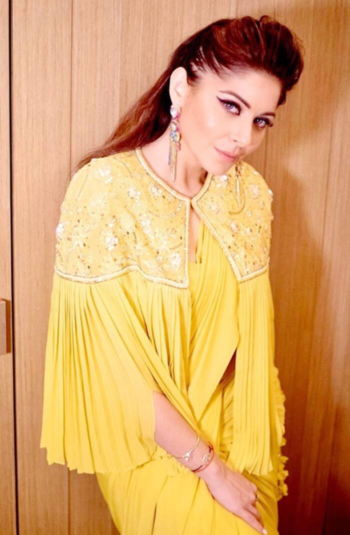 March 9: Kanika Kapoor returns from the UK