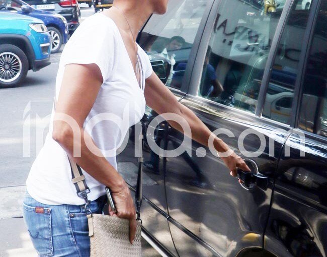 Arjun Rampal Spotted With Ex Wife Mehr Jesia in Mumbai