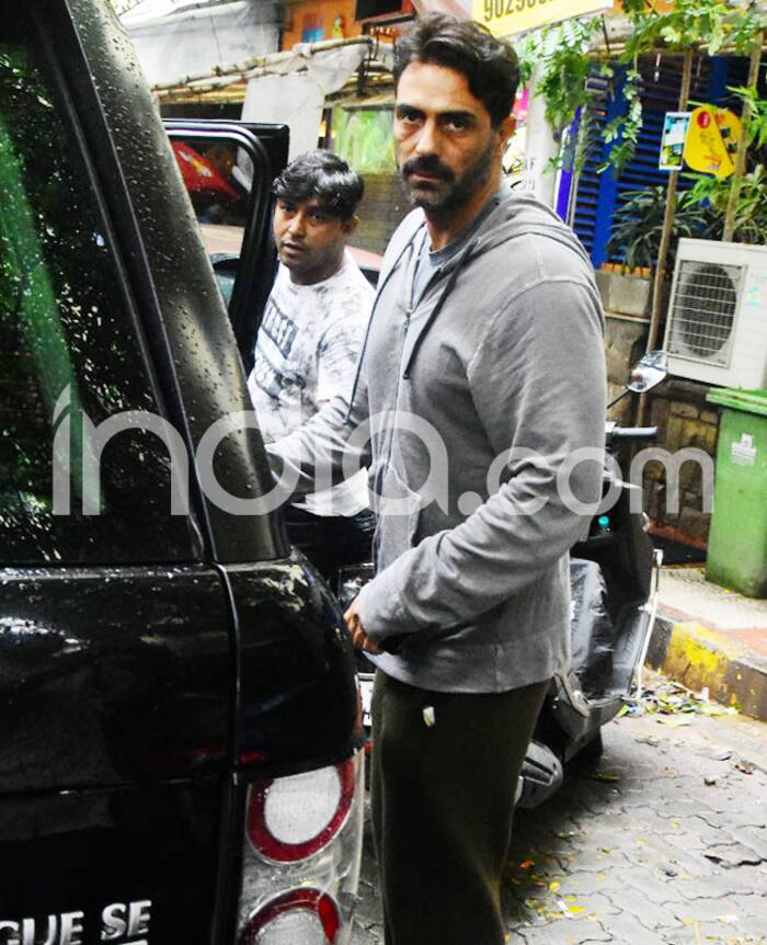 Arjun Rampal And Gabrielle Demetriades Clicked Amid Mumbai Rains