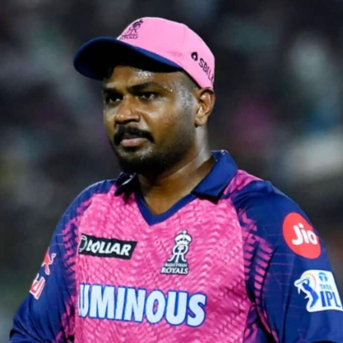 KKR to keep one of the two in the playing 11