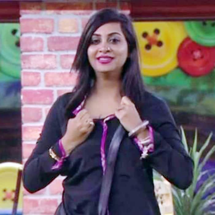 Bigg Boss 14 Arshi Khan looks hot in these picture