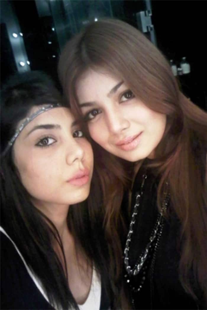 12 infamous siblings of the famous Bollywood stars!