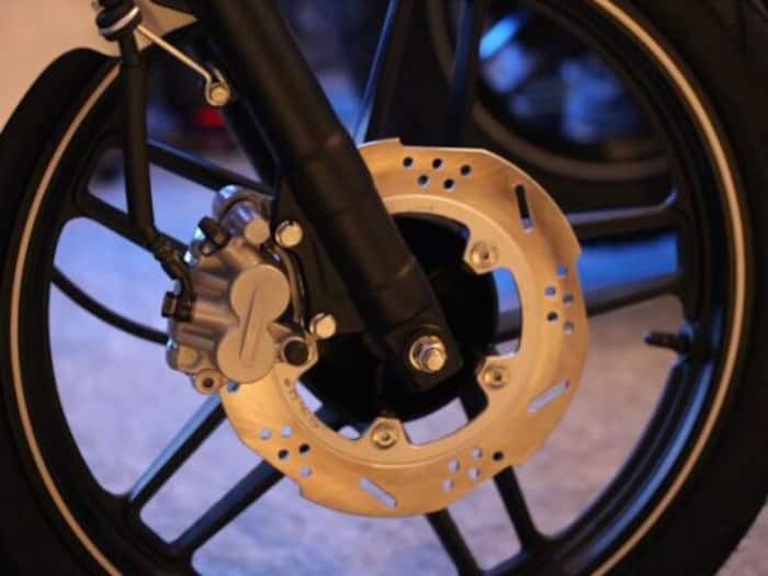 Bajaj V Bike Photo Gallery