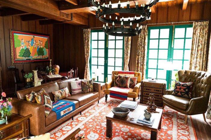 Inside Kangana Ranaut's Cosy Manali Villa, A Perfect Fusion Of ...