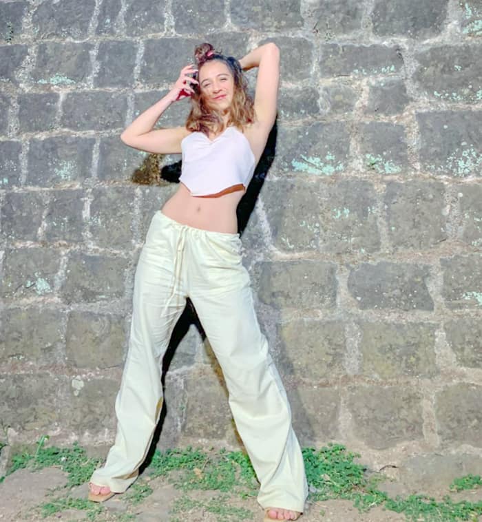 Bigg Boss Contestant Benafsha Soonawalla’s These Photos is Raising the ...