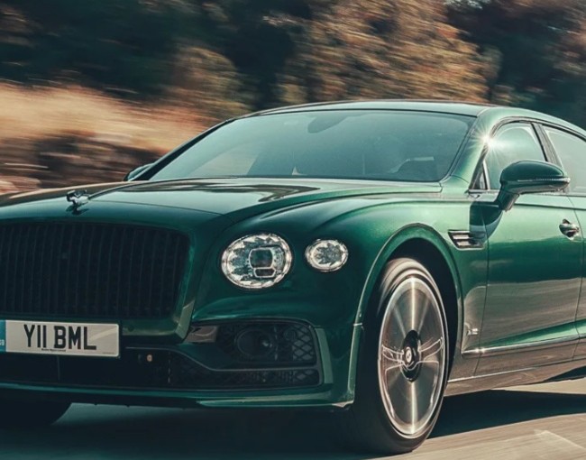 Bentley Flying Spur's Design & Comfort