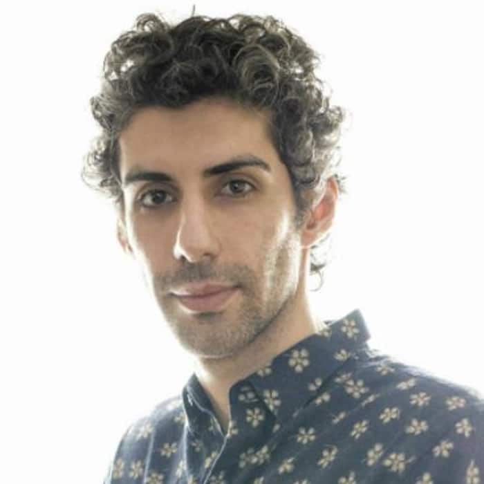 Best Debutant Director: Aniruddha Roy Choudhury for Pink