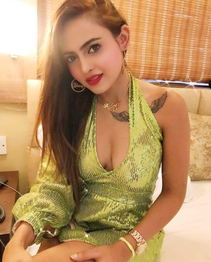 Splitsvilla Fame Bhavya Singh Makes Heads Turn With Her Raunchy Instagram Pictures, Check Them Out