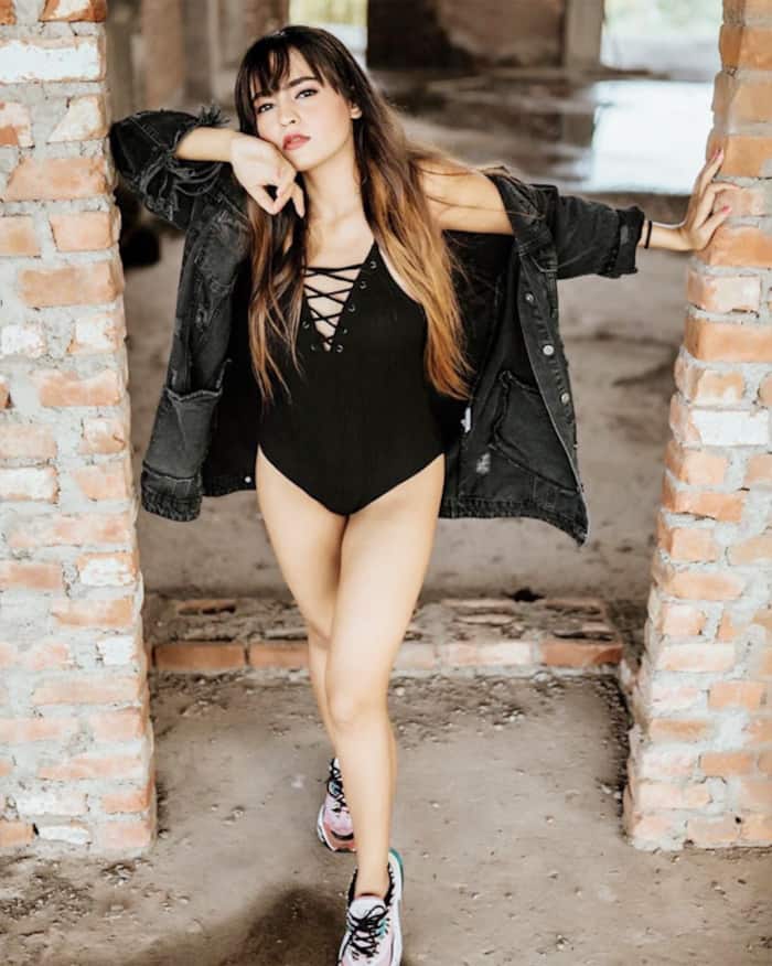 Splitsvilla Fame Bhavya Singh Makes Heads Turn With Her Raunchy Instagram Pictures, Check Them Out