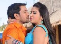 Bhojpuri Hot Couple Amrapali Dubey, Nirahua’s Chemistry is Unmissable
