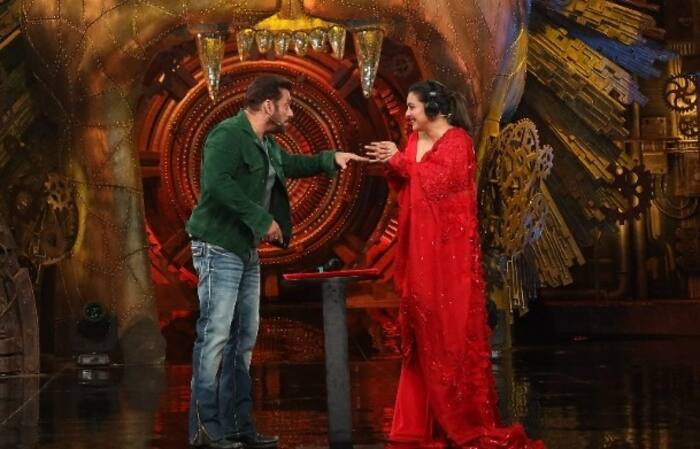 Bigg Boss 16 Kajol Revathy Join Salman Khan On Weekend Ka Vaar