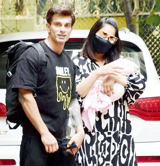 FIRST PICS: Bipasha Basu-Karan Singh Grover Take Baby 'Devi' Home From ...