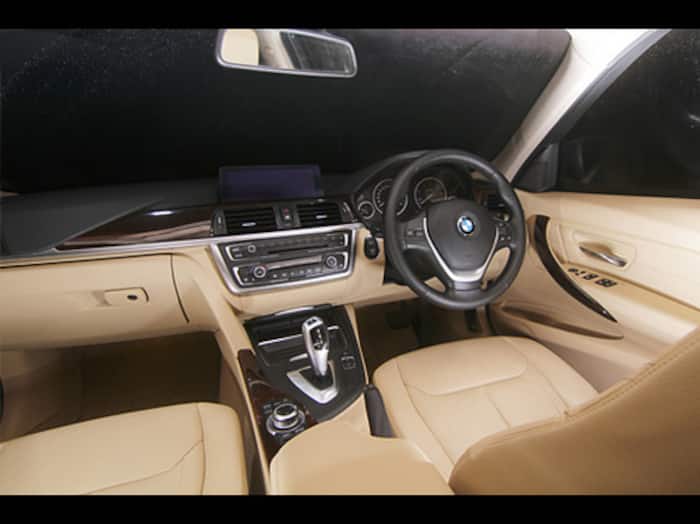BMW 320d Luxury Line Plus Interiors