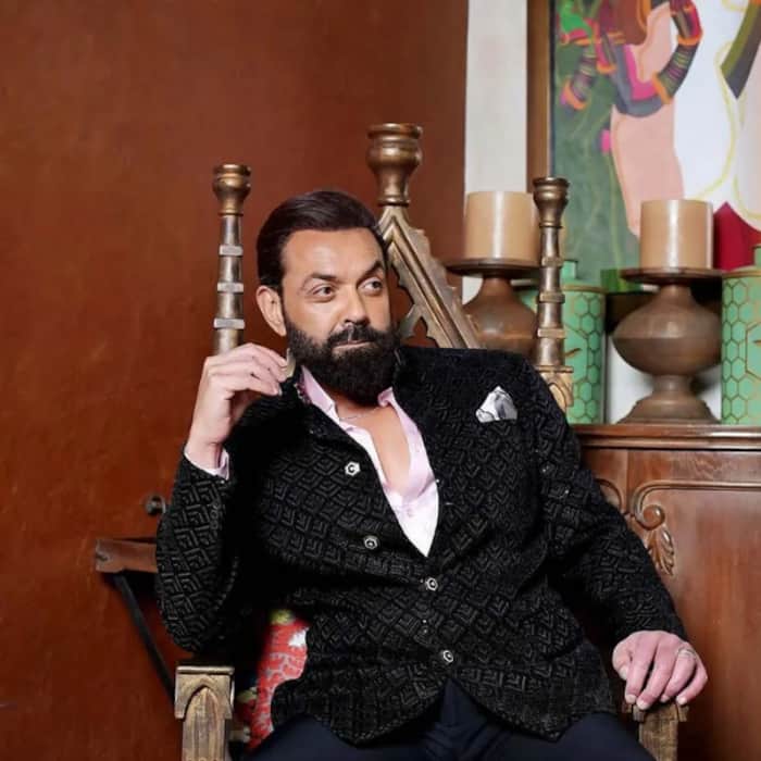 Inside photos of Bobby Deol's palatial mansion in Mumbai, which is ...