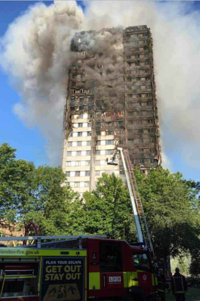 PICS: Major fire engulfs 27 storey building in London; 200 firefighters ...