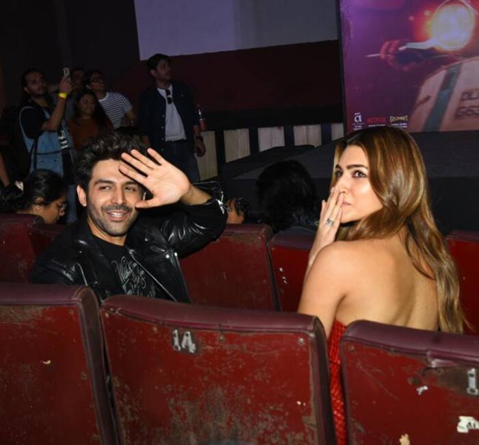 Kriti Sanon's Hot New Red Dress From Shehzaada Trailer Launch Costs Rs ...