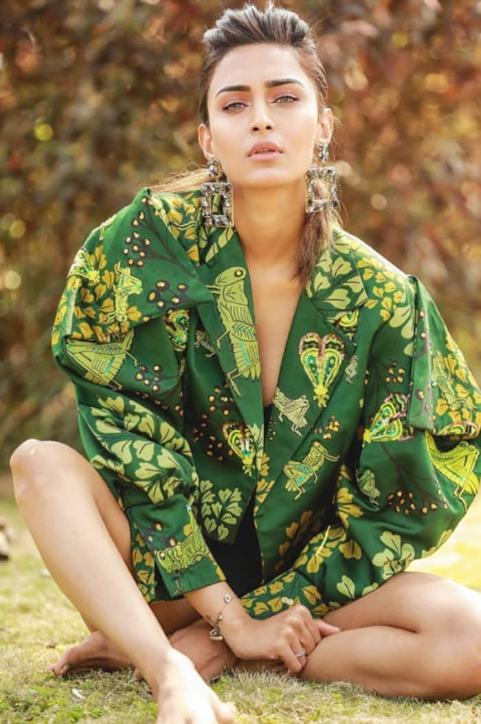 Erica Fernandes Goes Backless And We Bet It's The Most Colourful Dress ...