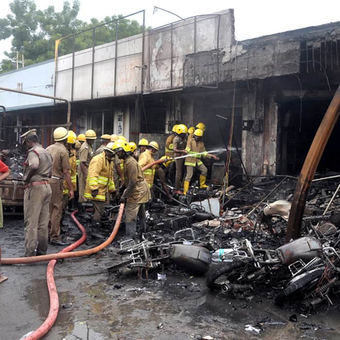 Tamil Nadu: Major fire breaks out at cracker factory in Sivakasi; 9 ...