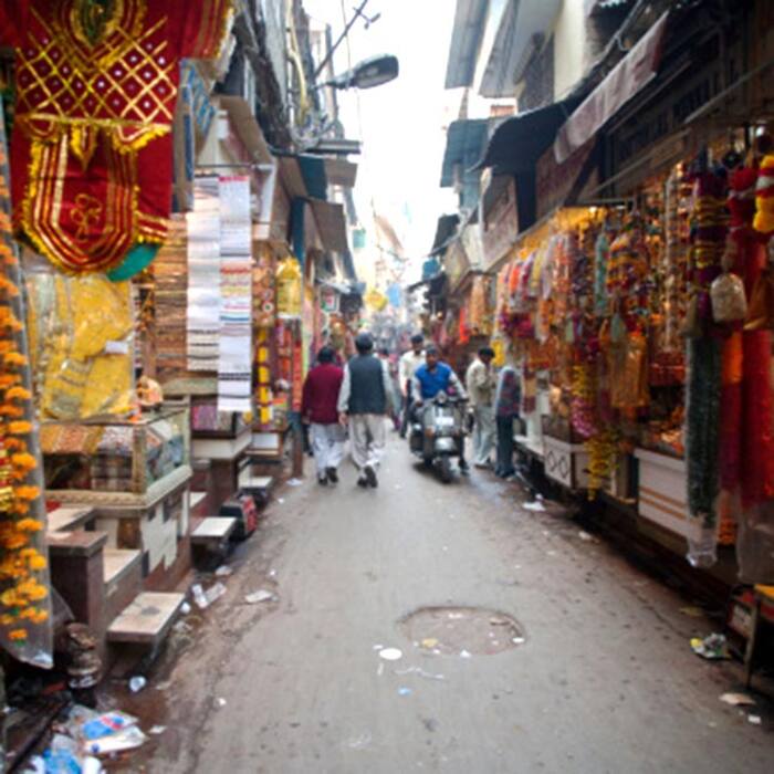 Check out 6 street shopping markets in Delhi where you can show your ...