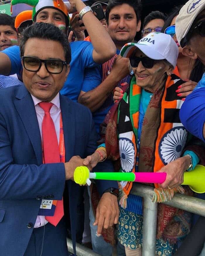 Charu's Fan Following