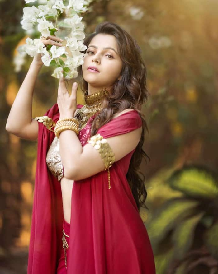 Rubina Dilaik Shares Bold Pictures in a Sparkly Golden-Maroon Bralette ...