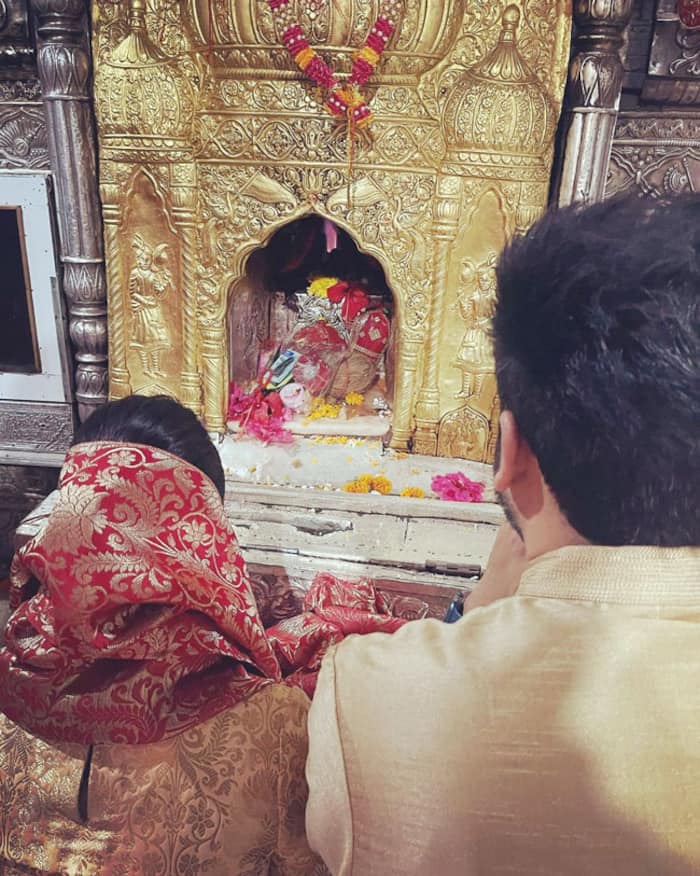 Yami Gautam-Aditya Dhar Visit Another Shaktipeeth, Seek Blessings at ...