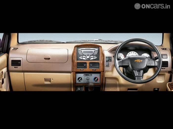 Chevrolet Tavera Interior