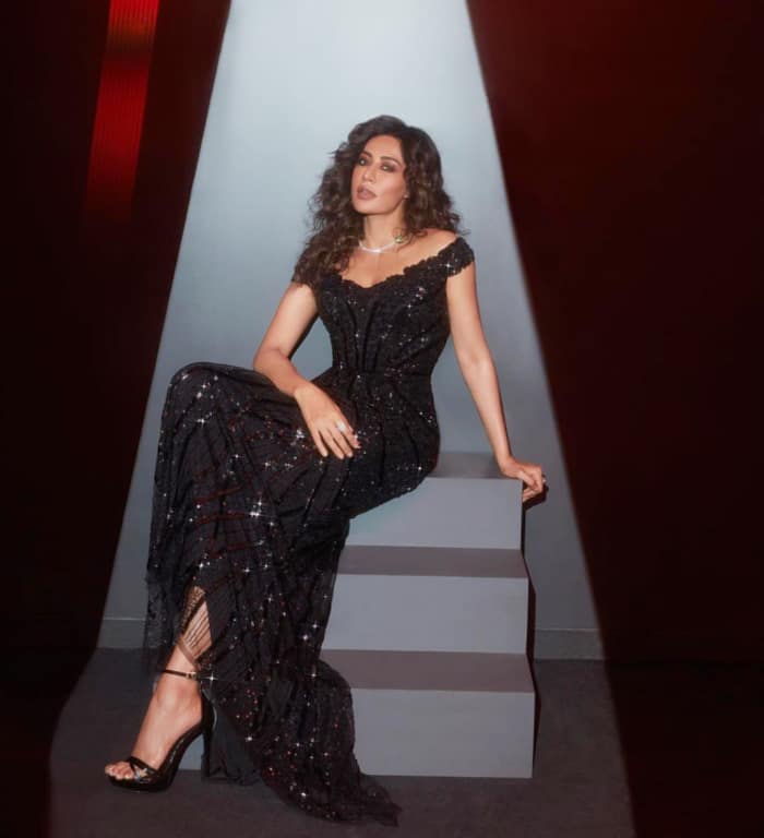 Chitrangada Singh Leaves Fans Awestruck as She Dazzles in Shimmery ...