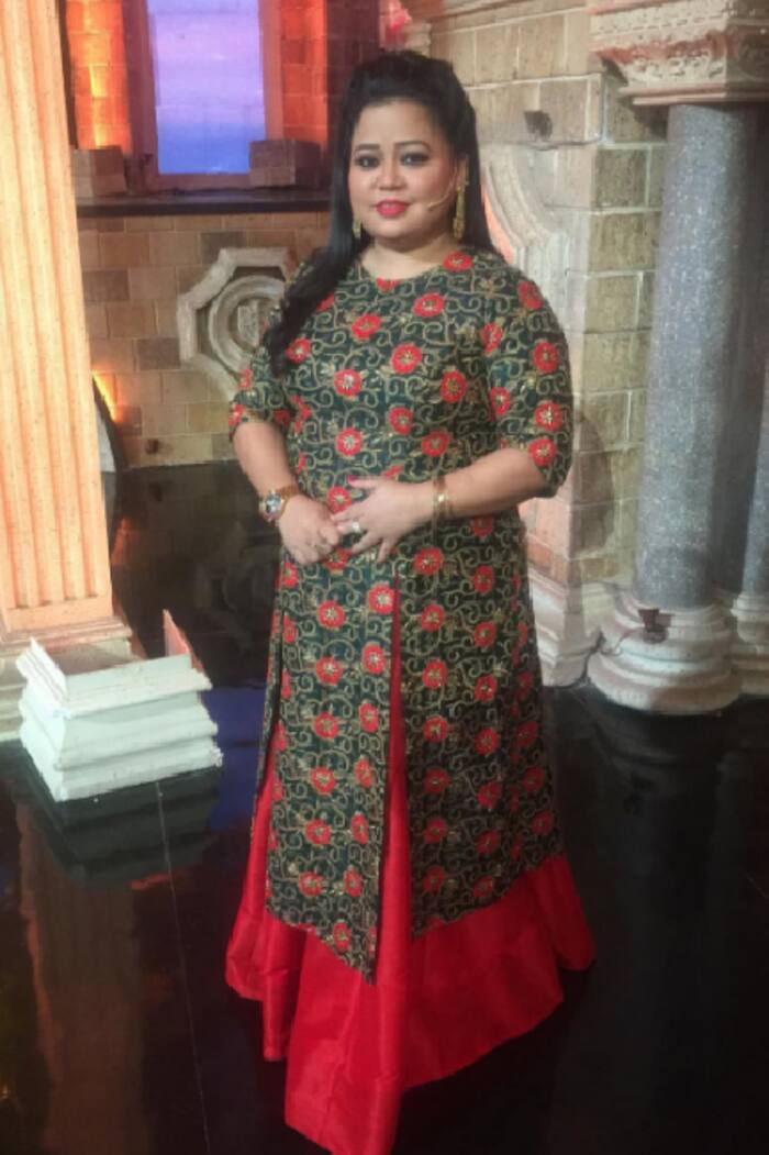 Comedian bharti Singh in printed outfit on sets of Comedy Nights Bachao