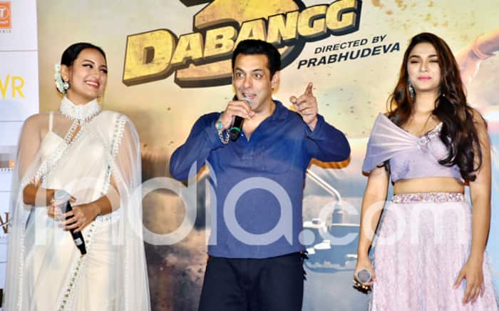 Salman Khan Back as Chulbul Pandey