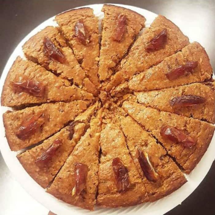 Date cake