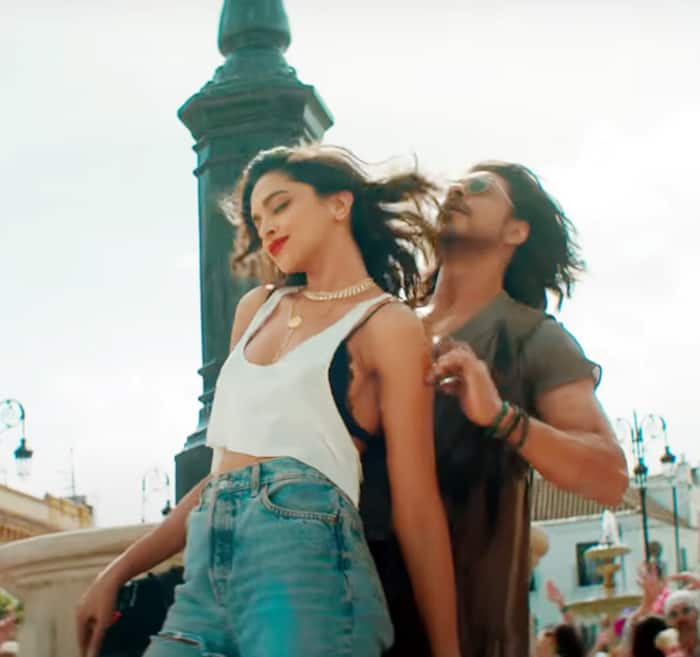 Deepika Padukone Breaks Hotness Meter With Bold Looks in Pathaan Song 'Jhoome Jo Pathaan' - See Pics