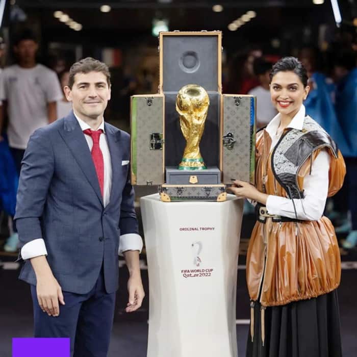 Ranveer Singh Says 'Asli Trophy Toh Mere Paas Hai' as He Hugs Deepika Padukone During FIFA World ...