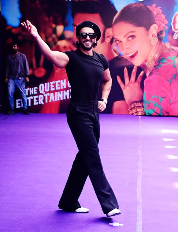Deepika Padukone's Hot Pink Pantsuit For Cirkus Song Makes You go ...