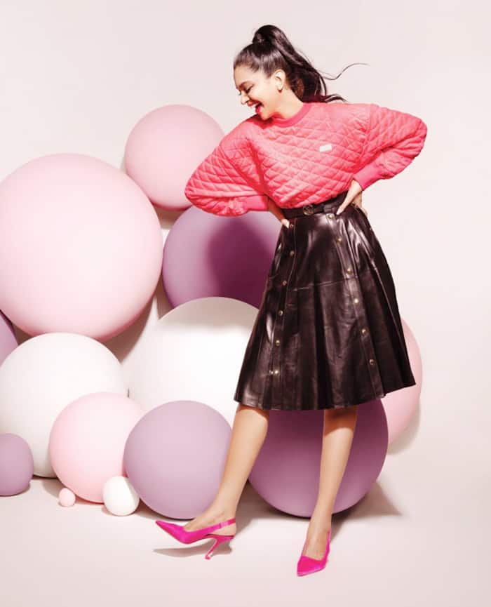 Deepika Padukone Gives New Meaning to Fashion With Different Shades of ...