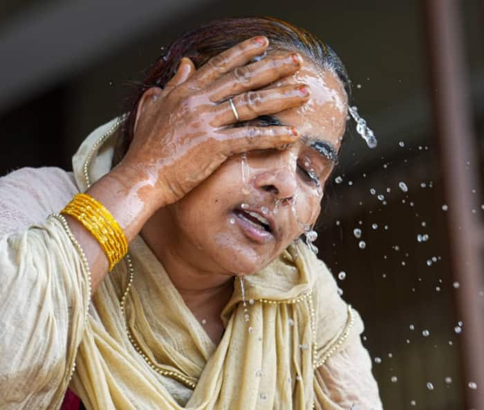 Heatwave: Delhi Bakes At 'Highest Ever' 52.3 Degrees, Rain Brings Respite