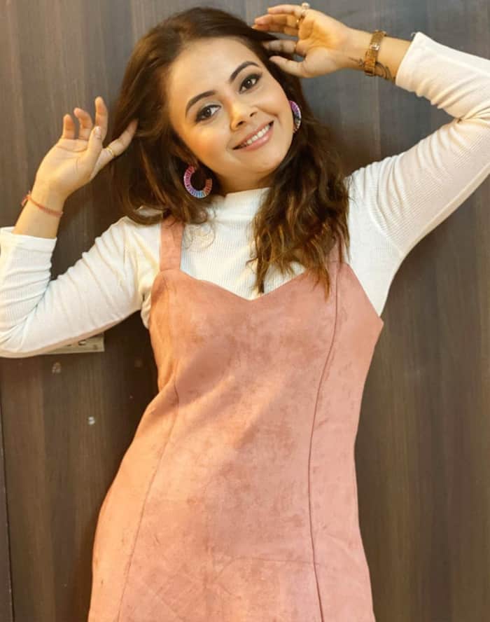 Saath Nibhana Saathiya 2 Fame Devoleena Bhattacharjee Looks Drop-Dead ...