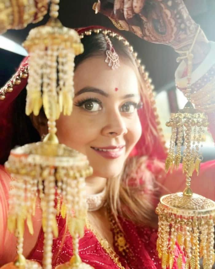 Devoleena Bhattacharjee Shares Wedding Pics With Her Dulha - Shonu, Who ...
