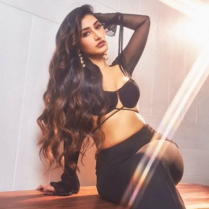 Yuzvendra Chahal's wife Dhanashree Verma shares hot, sizzling photos